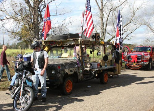 Redneck Christmas Parade expected to bring in thousands | Santa Rosa ...