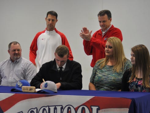 Pace High School’s Tyler Sharp opts for UWF | Santa Rosa Press Gazette