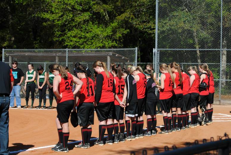 Softball: Lady Conquerors over Lady Eagles | Santa Rosa Press Gazette