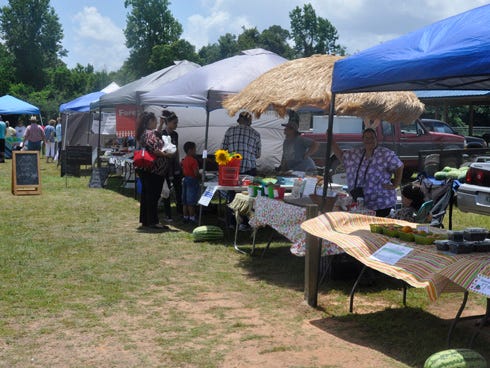 Santa Rosa Farmers Market provides local produce and home made goods ...