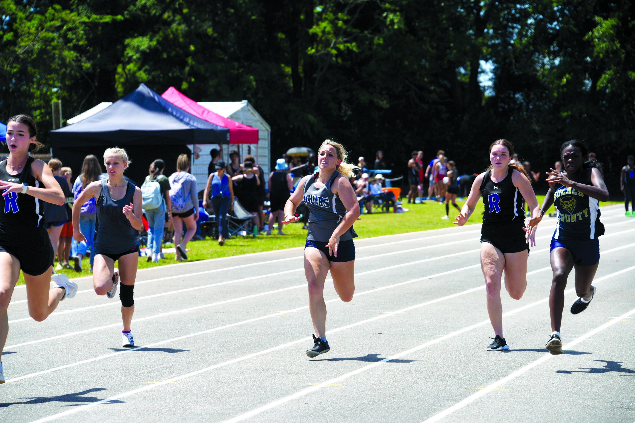 Central, Jay track teams have strong showing at district meet | Santa ...